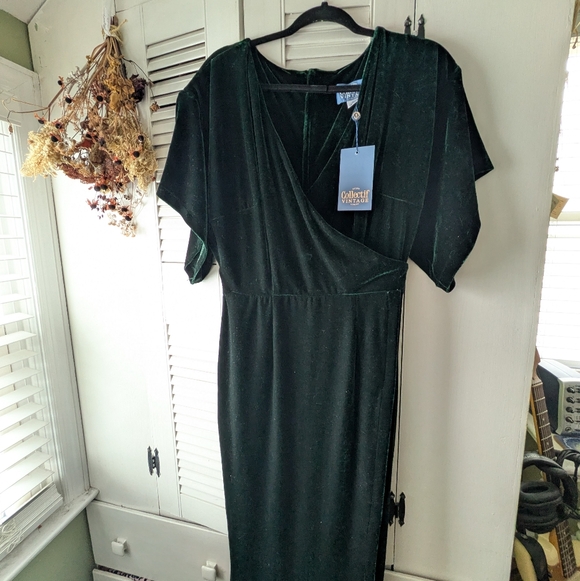 Collectif | Dresses | Collectif Vintage Green Velvet Wrap Dress | Poshmark